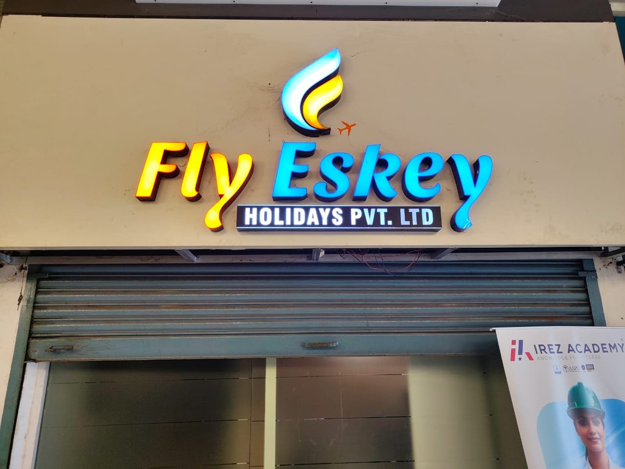 Fly Eskey Holidays, Calicut - Availableo
